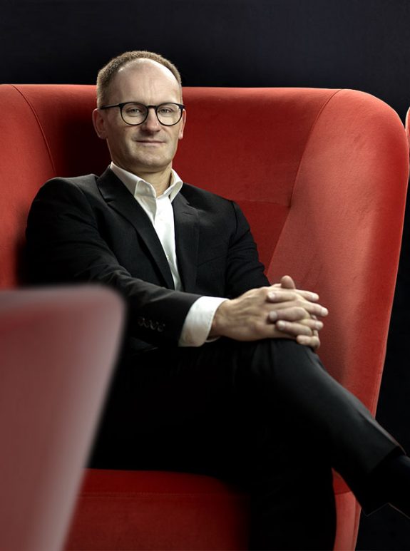 Montbel | Restaurant seating, furniture & Cafeteria seating